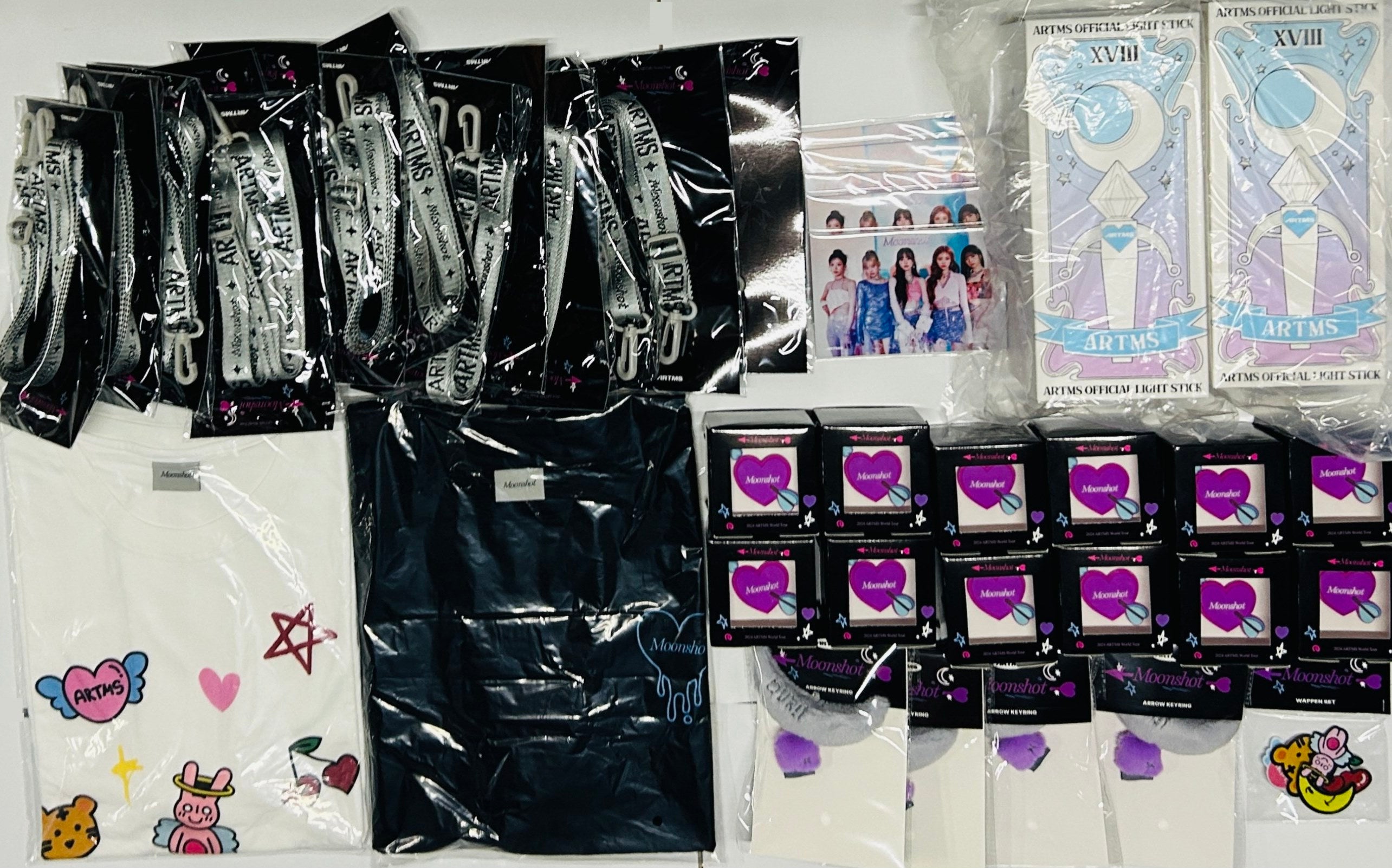 Artms "Moonshot" - World Tour Concert POP-UP Store official MD ...