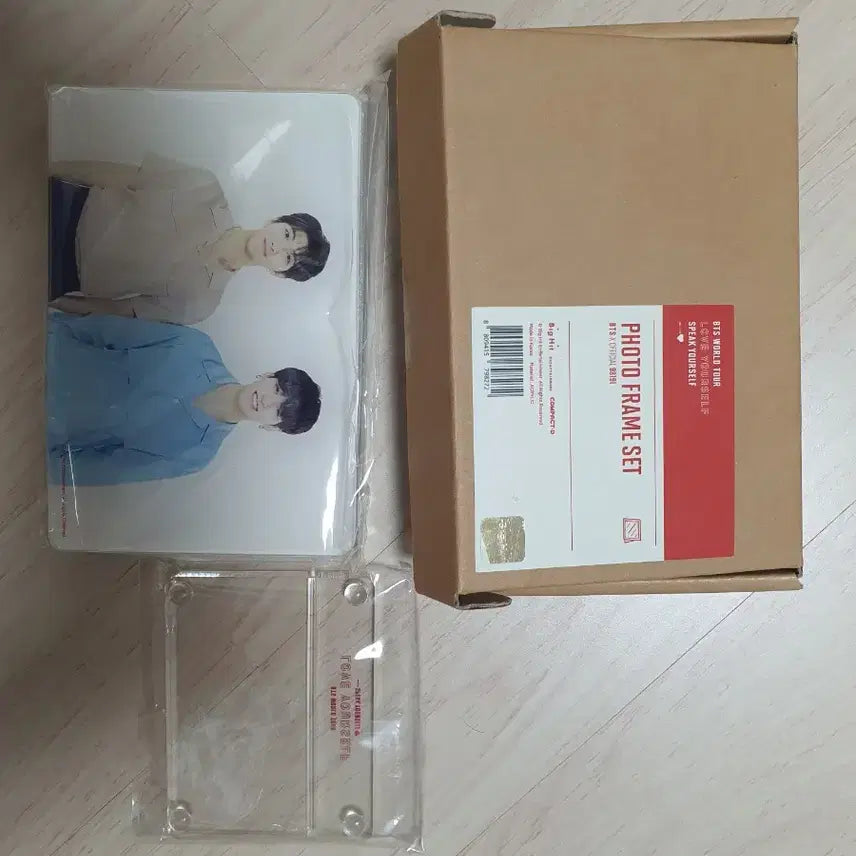 방탄 BTS PHOTO FRAME SET – HALLYUSUPERSTORE