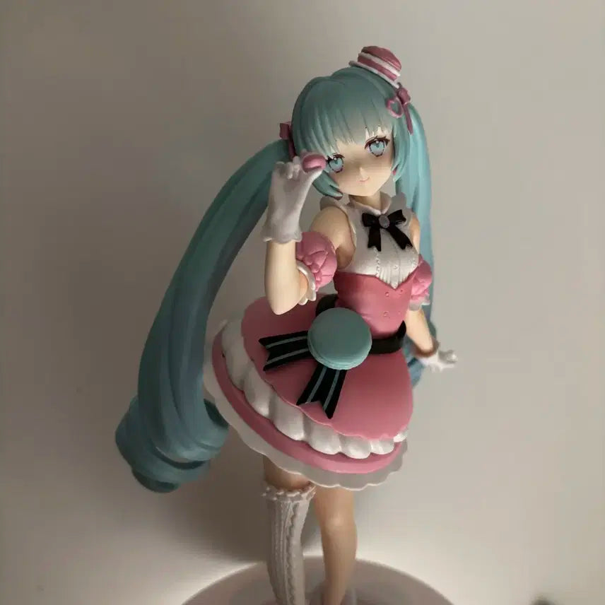 [BUNJANG] Boxed Hatsune Miku Macaron Figure / 박스o 하츠네미쿠 마카롱 피규어 ...