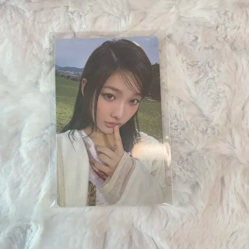 [BUNJANG] ILLIT Bomb Iroha Weverse Lucky Draw Unreleased Photocard Poc ...