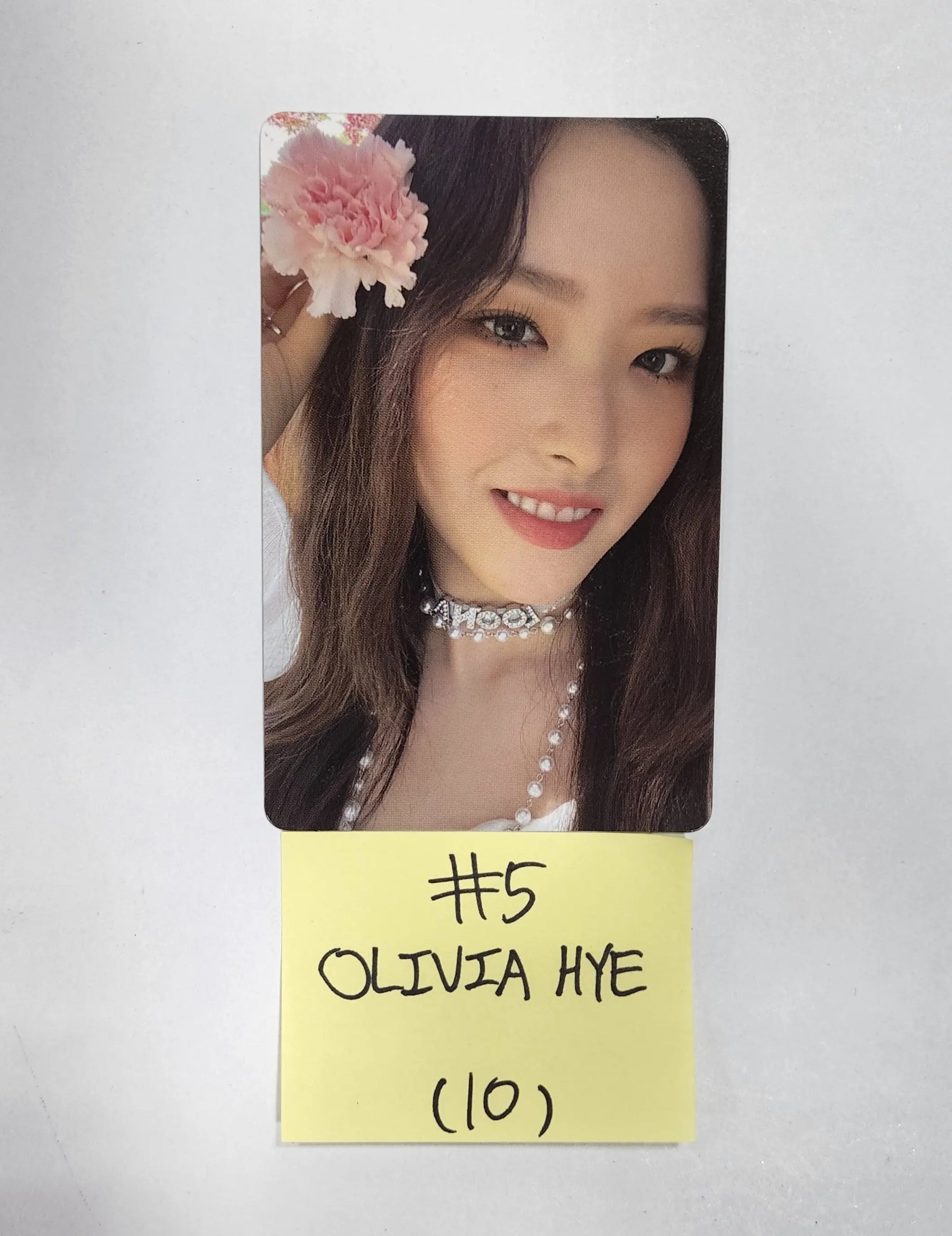 LOONA "Flip That" Summer Special Mini Album - Official Photocard [Gowo – HALLYUSUPERSTORE