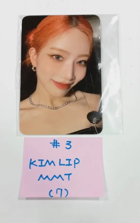 LOONA "LOONATHEWORLD" IN SEOUL Photobook - Official Photocard [Random – HALLYUSUPERSTORE