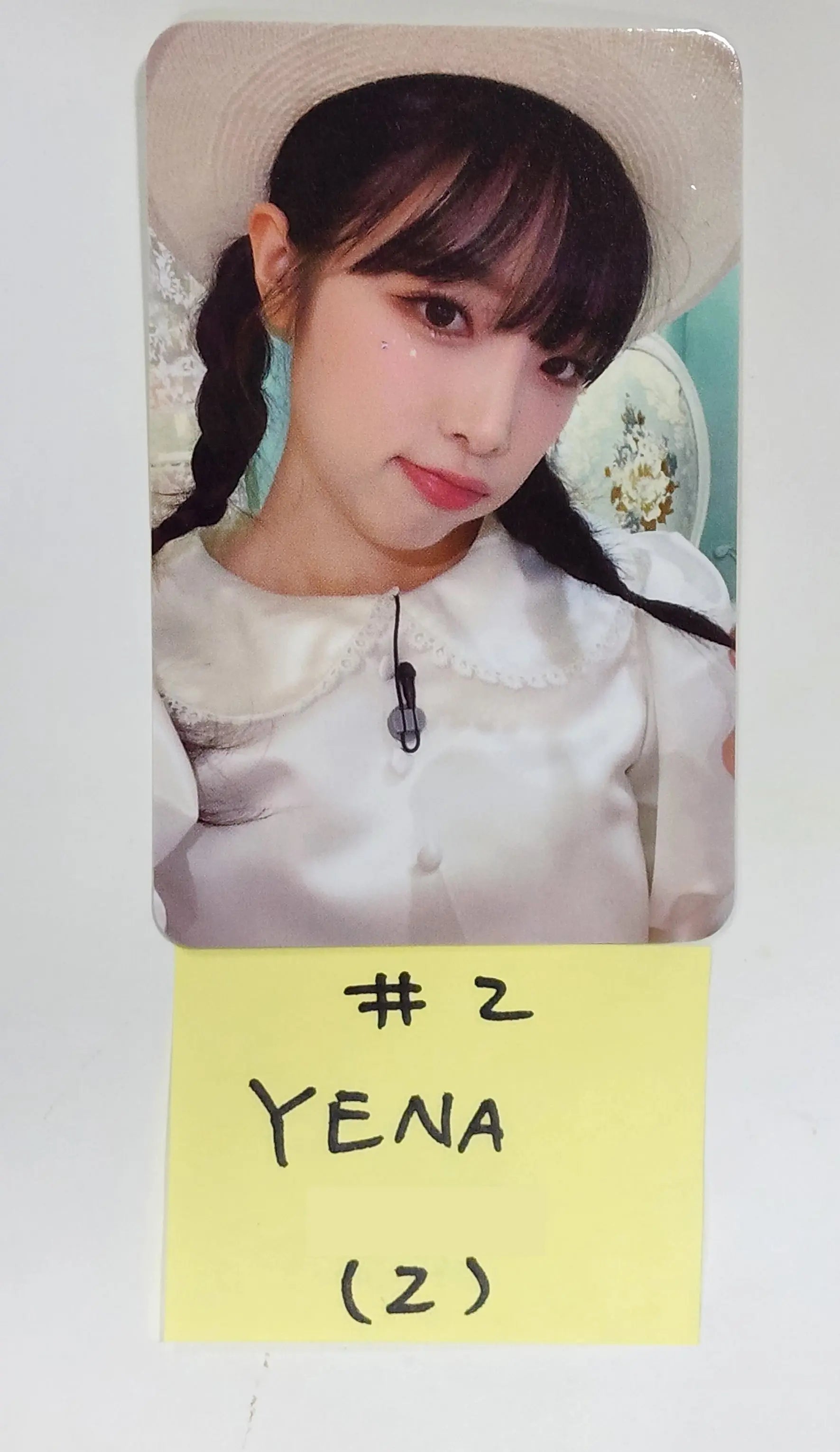 Yena "Yena Friends" 1st Fanmeeting - Official MD Specail Gift Photocar – HALLYUSUPERSTORE