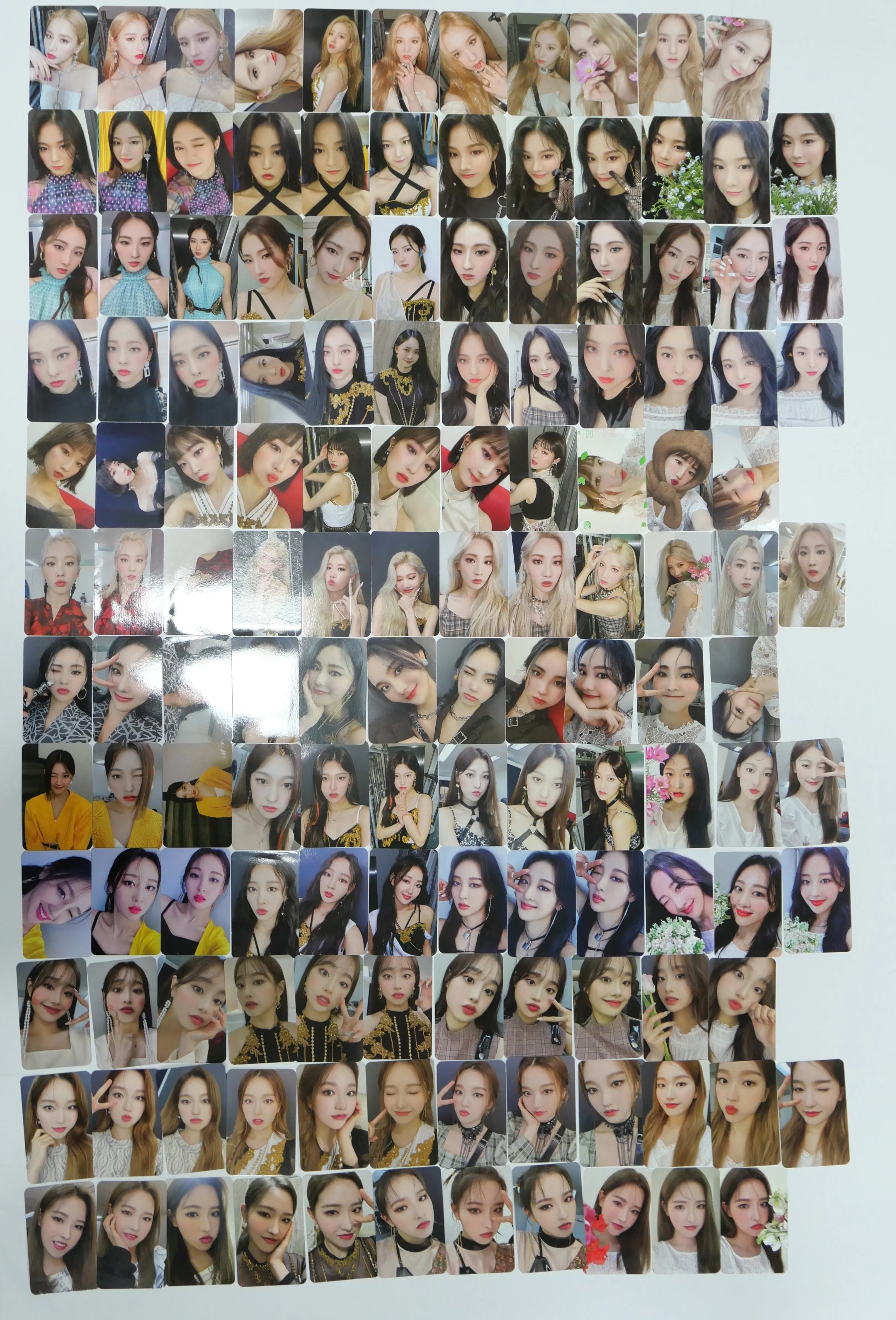 Loona '&' - Official Photocard (Chuu, Go Won, Olivia Hye) (Mass ...