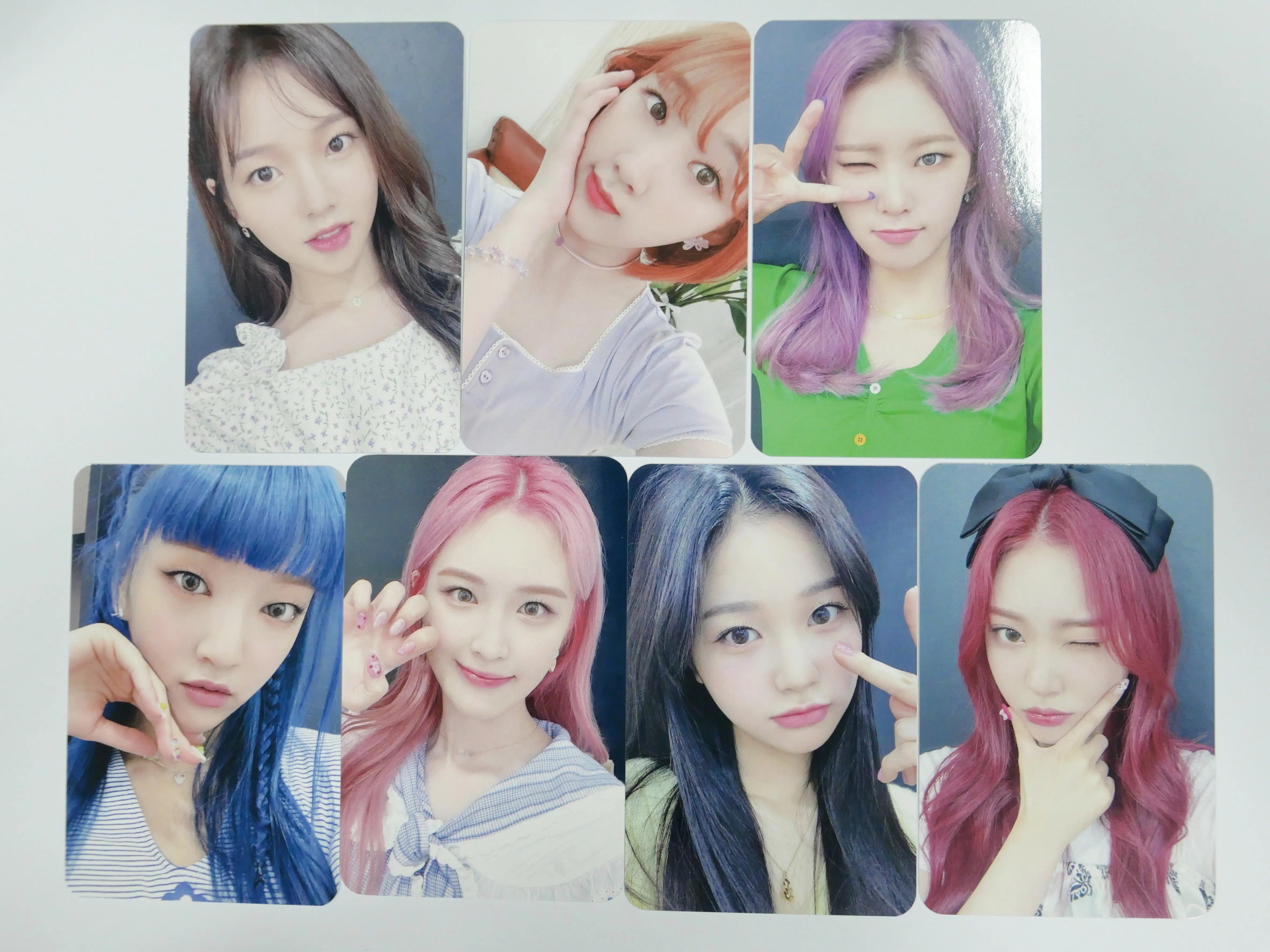 Weeekly "Holiday Party" 4th Mini- MMT event Fansign Event Photocard ...