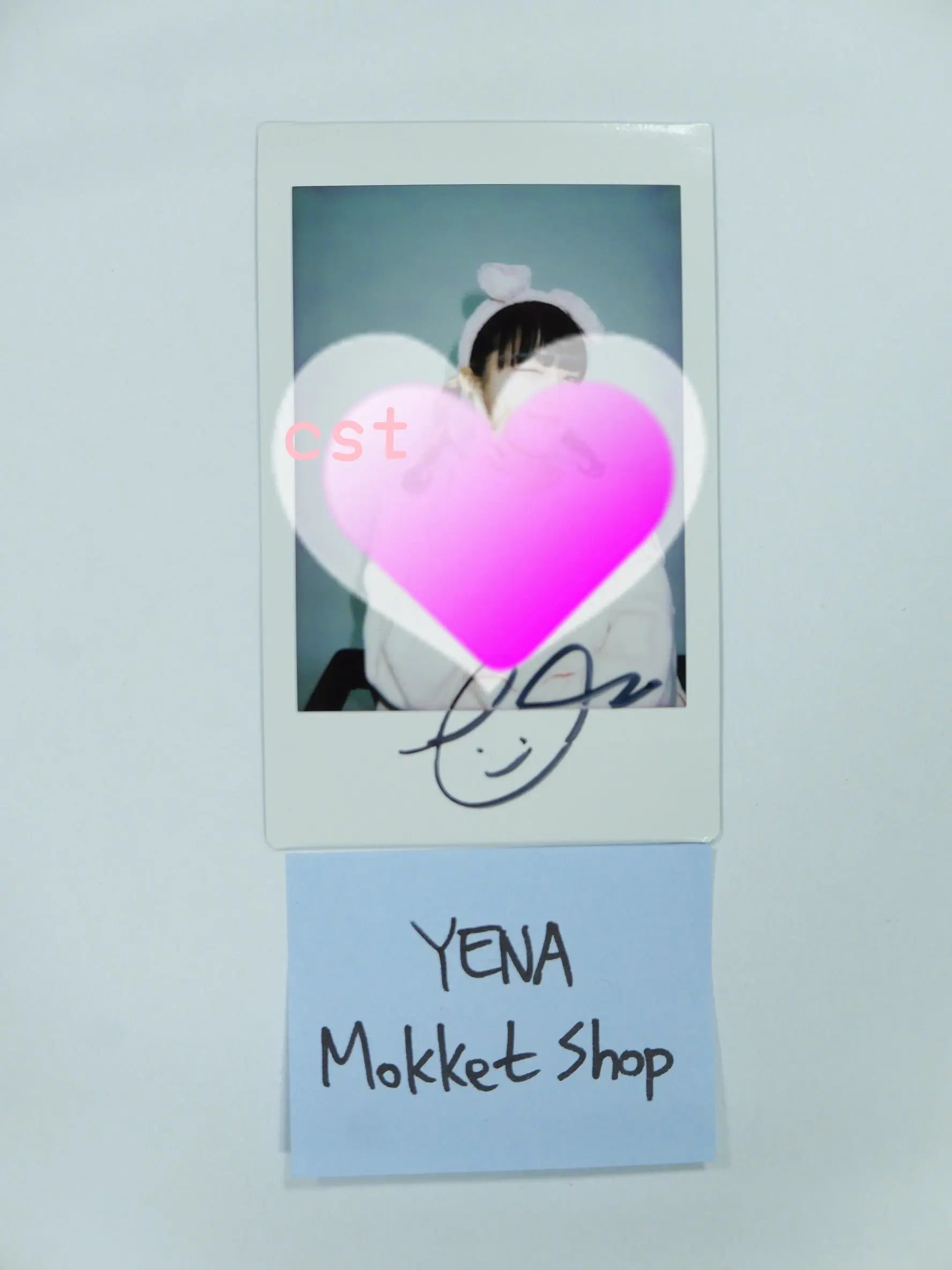 YENA "ˣ‿ˣ (SMiLEY)" - Hand Autogrpahed(Signed) Polaroid ...